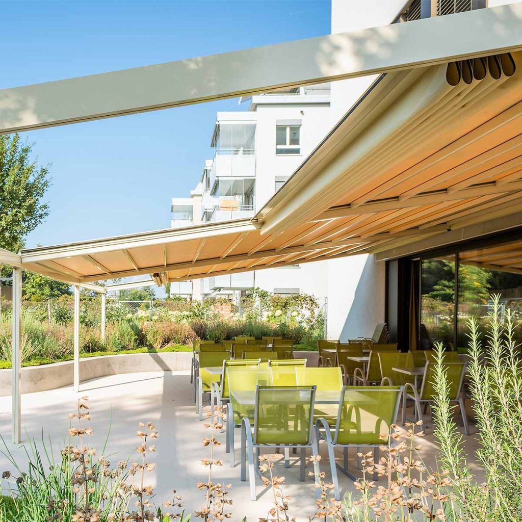 Retractable Deck Roof or Patio Roof | Conservatory Shading